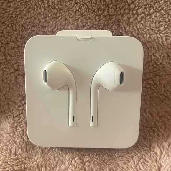 Apple | Headphones | New Apple Iphone Earphones | Poshmark